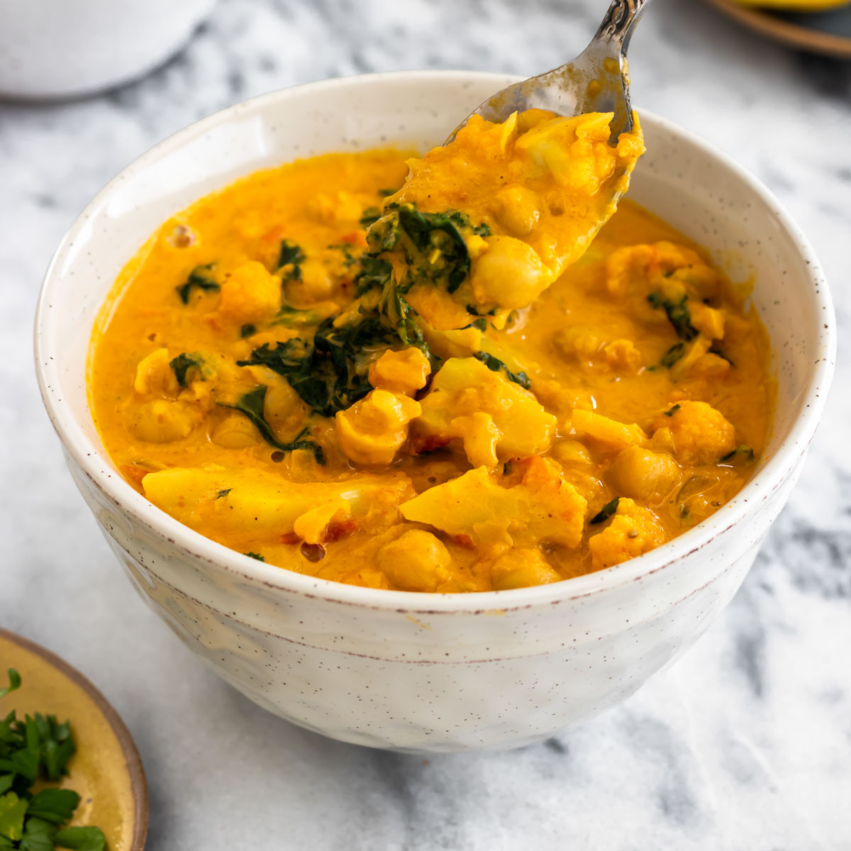 How to Make Hazelnut Milk - Feed Yourself Plants